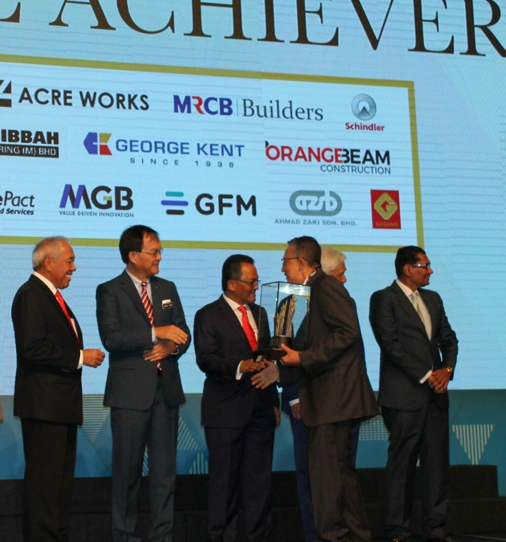 AZSB Awarded The CIDB Score 5 Star Award - BusinessToday