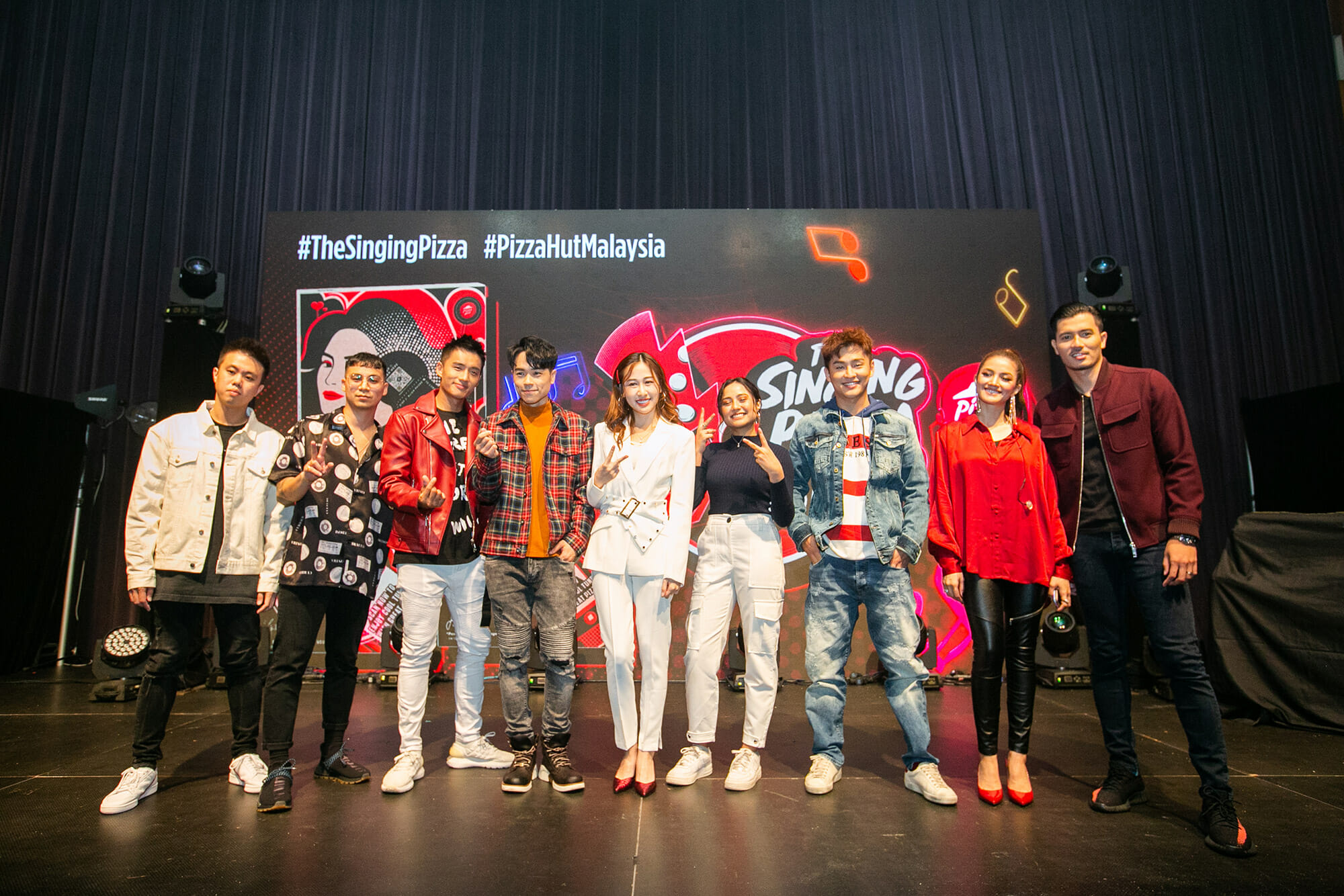 The Singing Pizza Brings Flavours And Music Together - BusinessToday