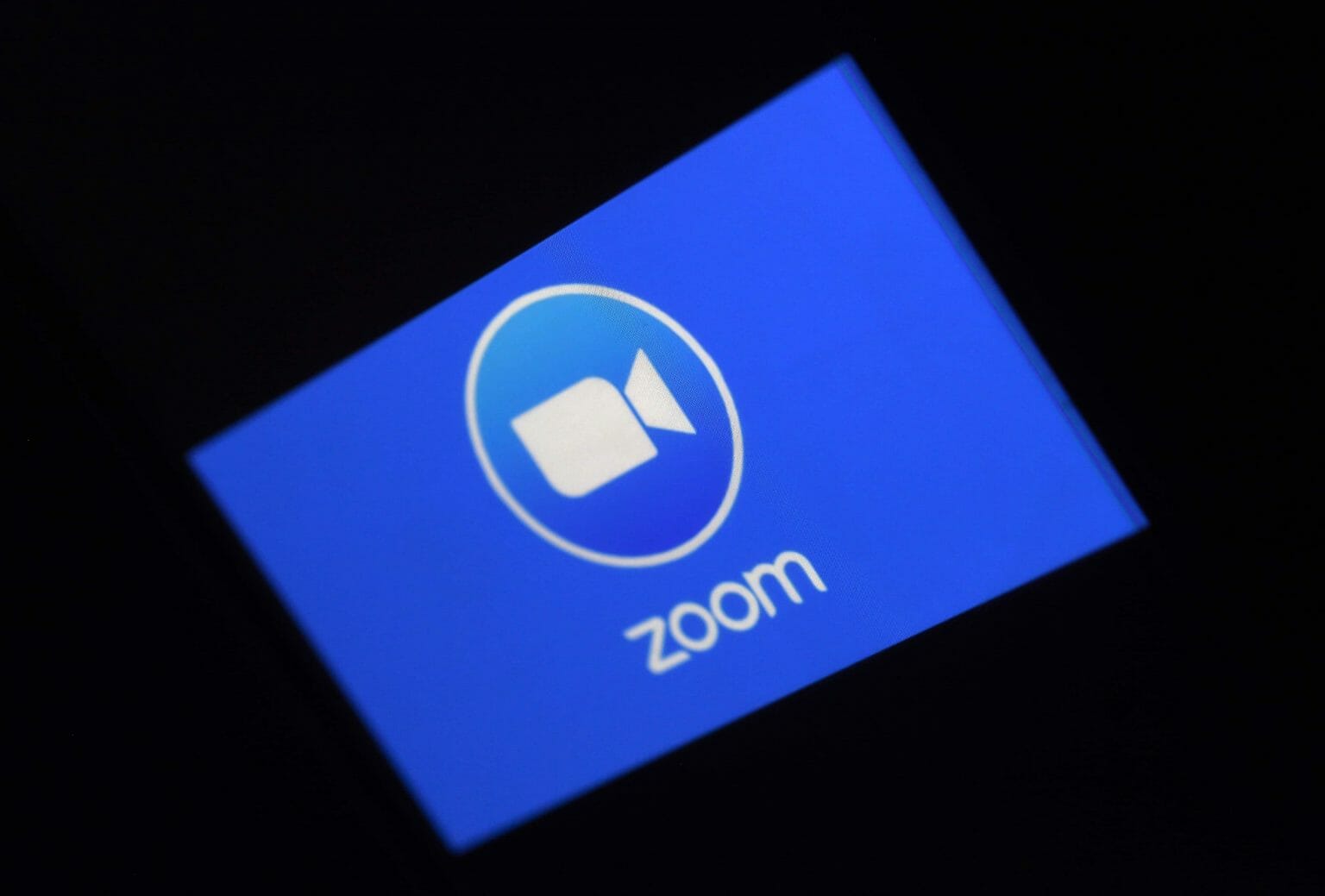 Zoom Forecasts Quarterly Profit Below Estimates Amid Tough Competition