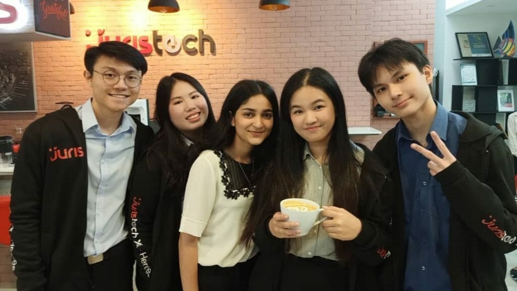 77 Percent of Malaysian Employees Want Flexible Remote Work To Stay