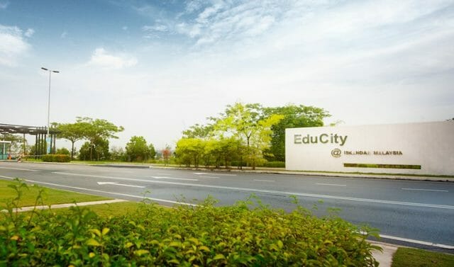 EduCity Iskandar Welcomes A Unique Maybank Experience Centre