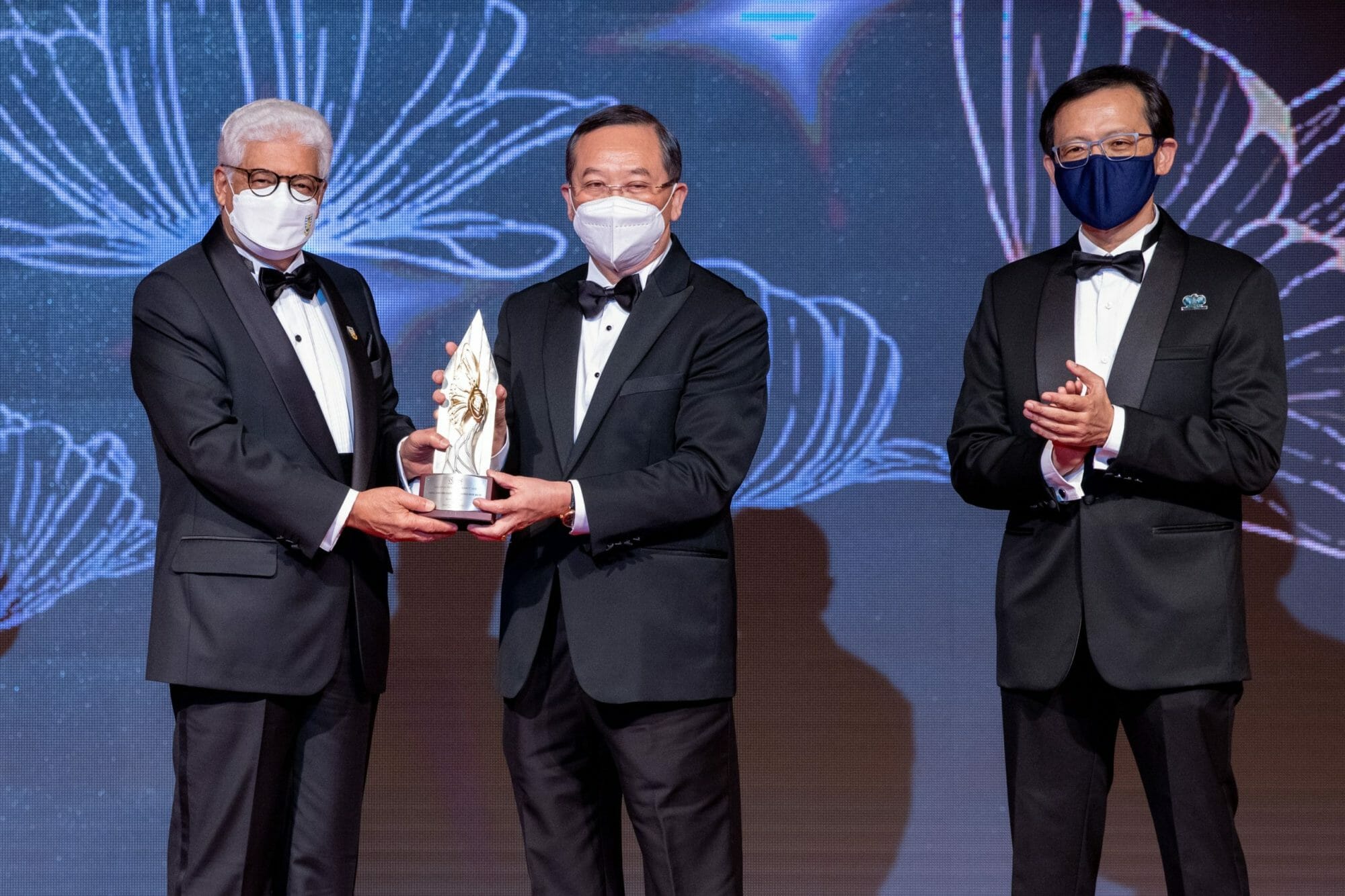 FIABCI Malaysia Honours Mah Sing's Founder Tan Sri Leong Hoy Kum As ...