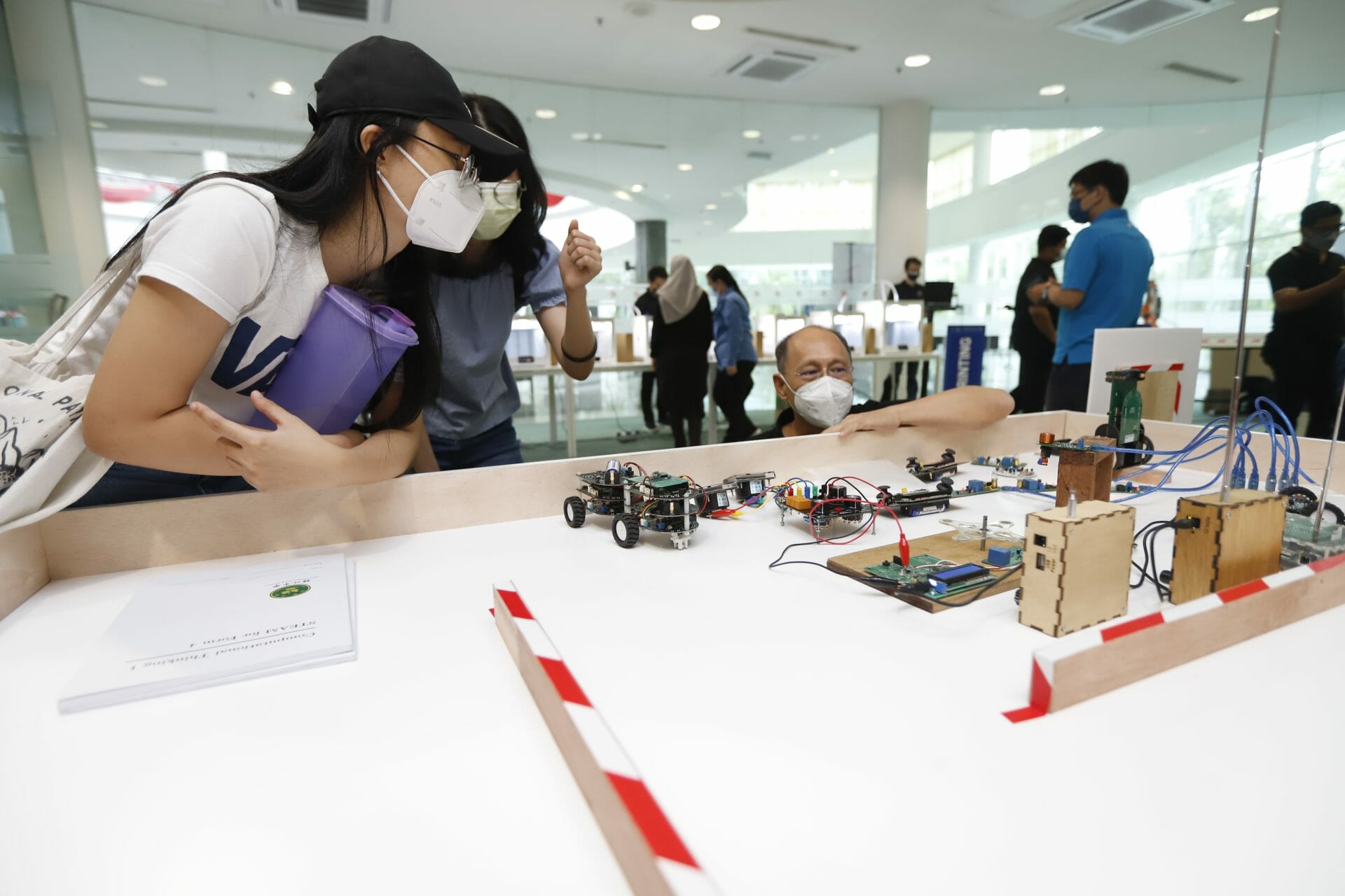 MRANTI’s MakersLab is the Latest 4IR Playground - BusinessToday