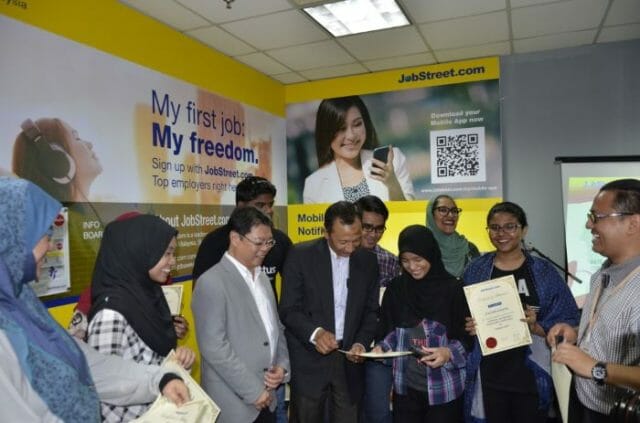 Malaysia's Job Market Shows Healthy Signs Of Recovery: Jobstreet