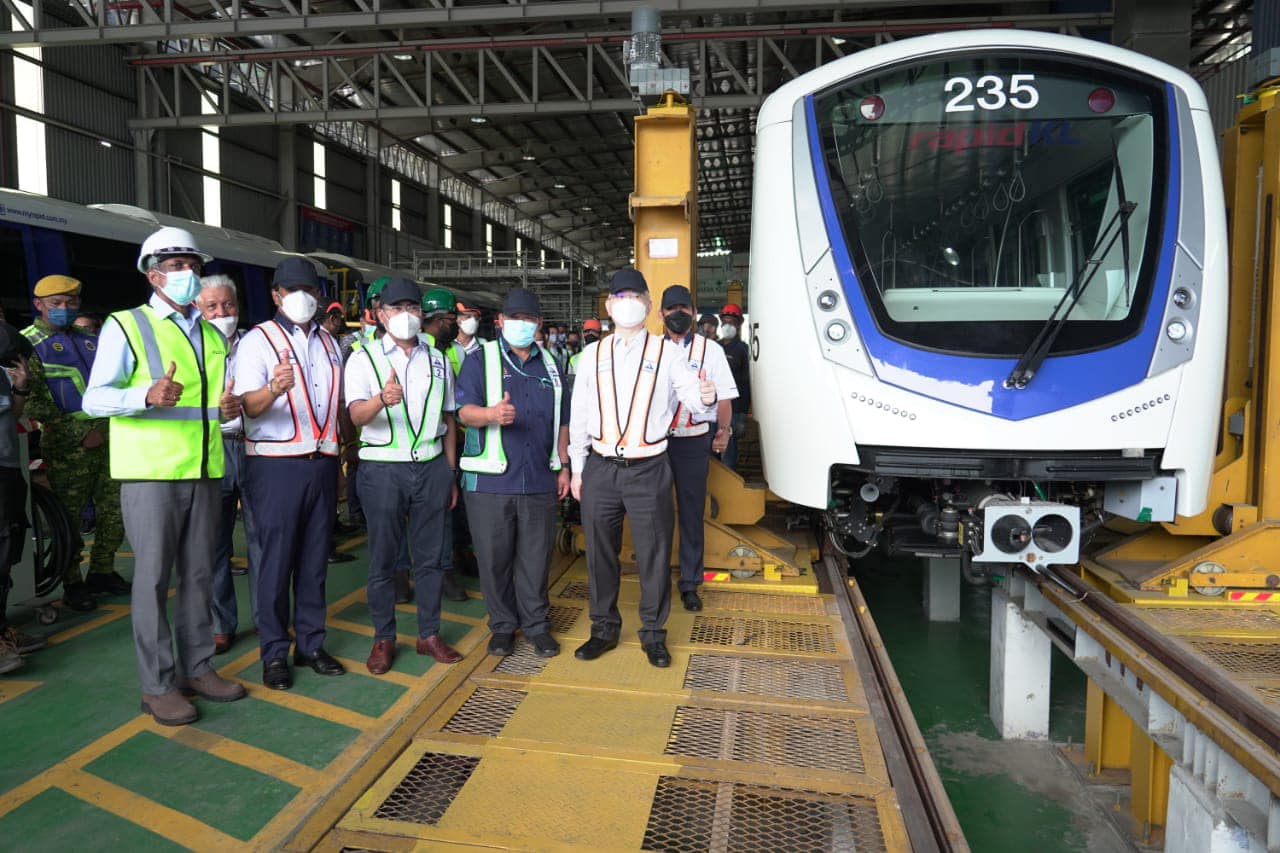 27 New LRT Trains For Kelana Jaya LRT Line From July 2023; Dr Wee ...