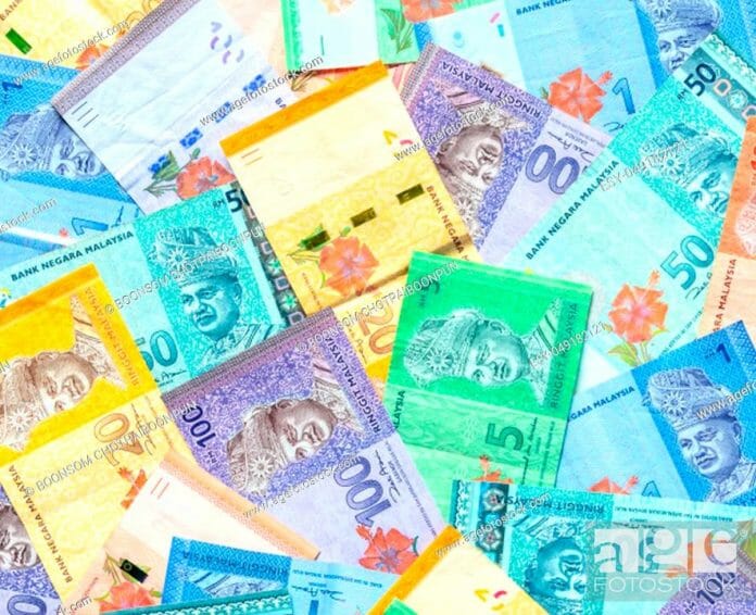 Oil-price slide nudges Malaysia’s ringgit toward 24-year low ...