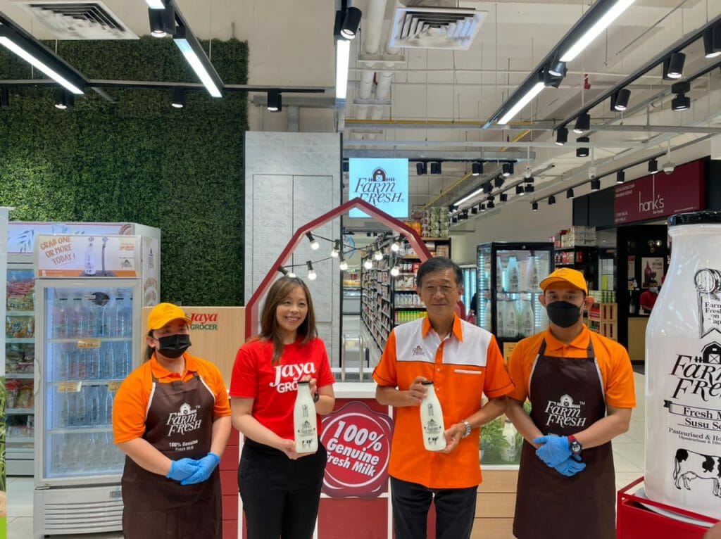 Farm Fresh Introduces Milk on Tap @ Jaya Grocer For Sustainability Goal ...