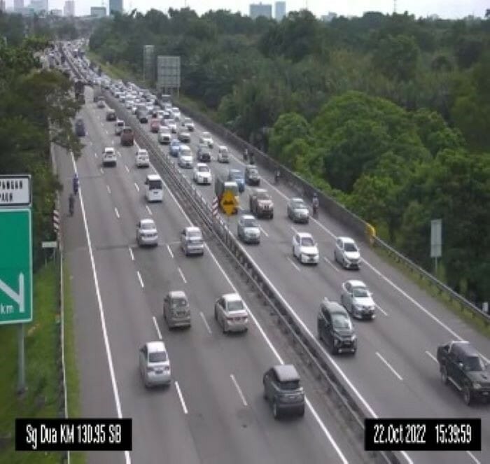 Long Weekend And Deepavali Holidays Increases Traffic On Major Highways