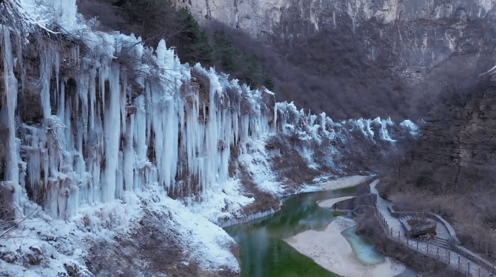 Wonderful Icicles in Shanxi - BusinessToday