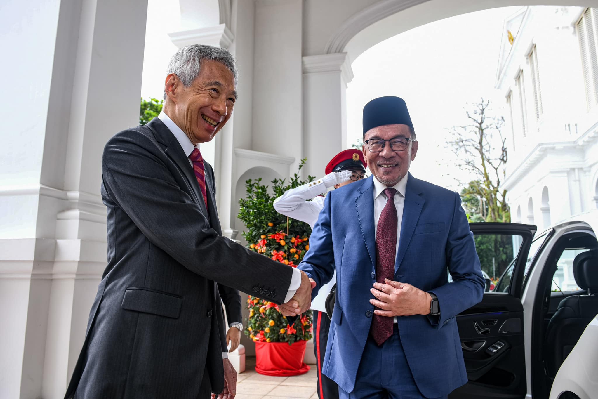 Anwar Ibrahim: 1OO Days In Office – To Realise An Era For Change ...