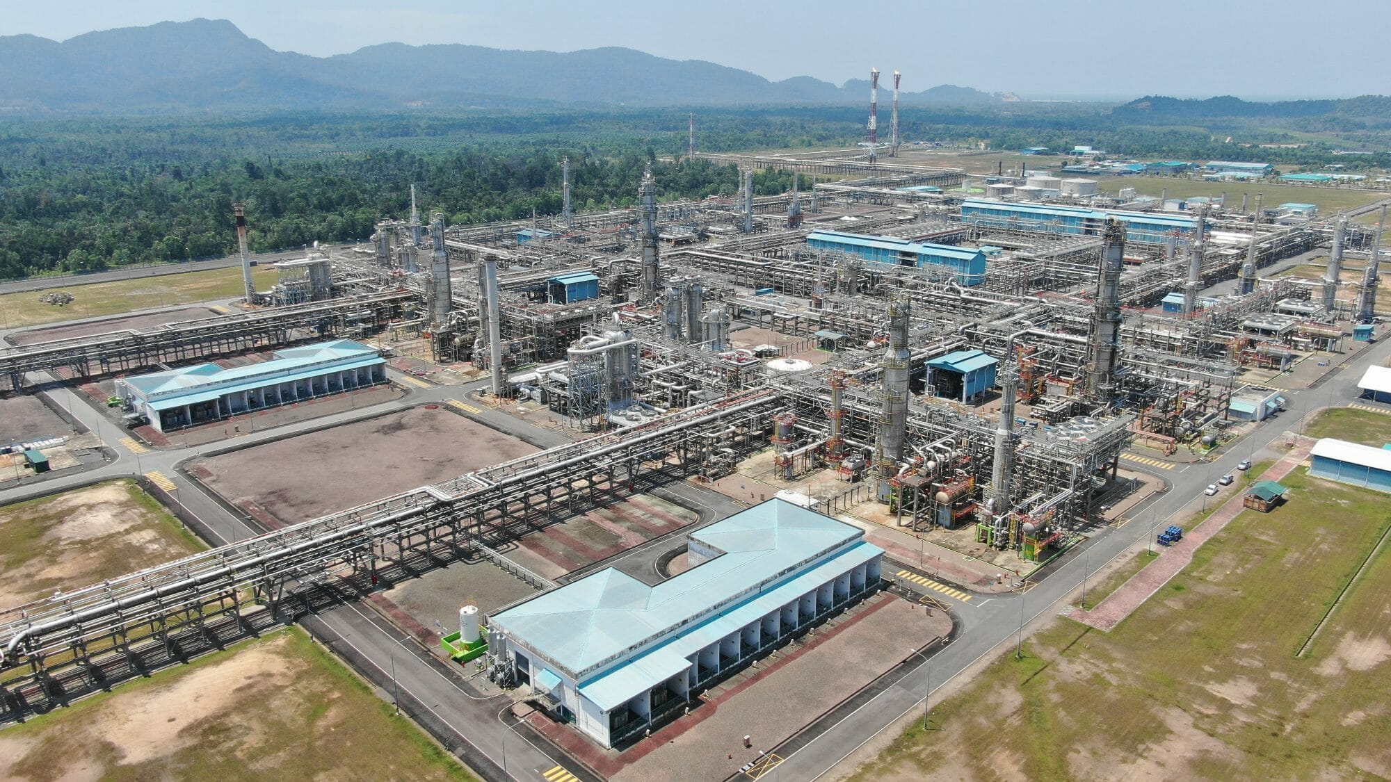 PetGas Kept At 'Hold', 'Market Perform' After Briefing On New Tariffs - BusinessToday