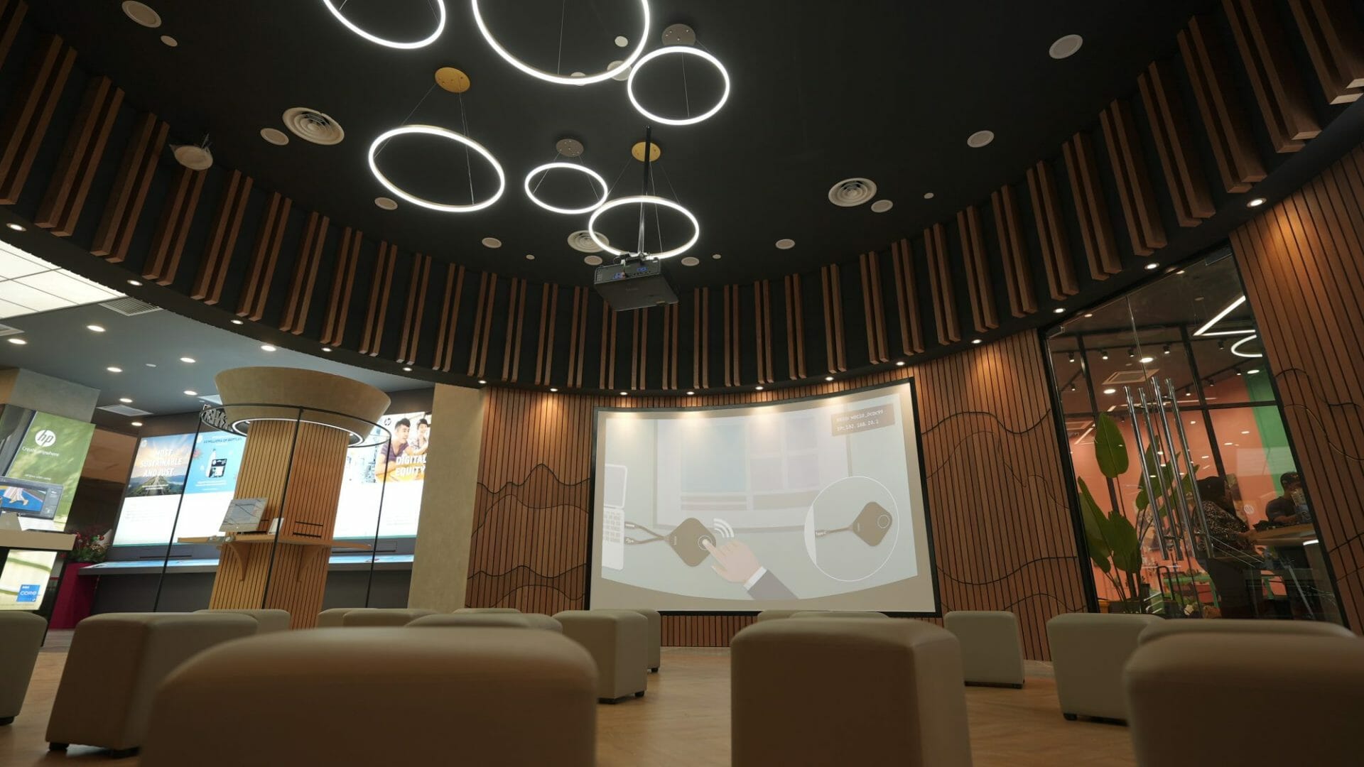 Digital Transformation For SMBs Made Possible With HP Technology ...