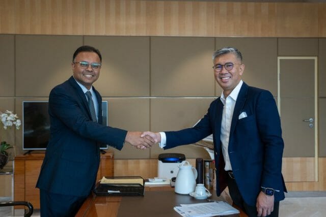 Minster Officially Meets MITI’s New Sec-Gen