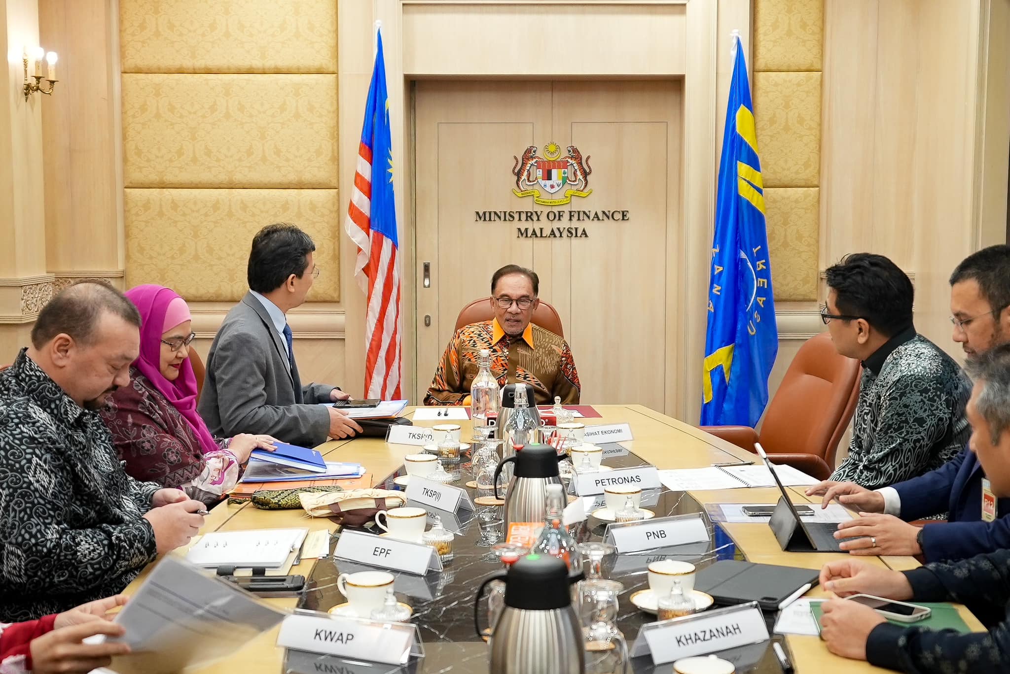 Anwar: GLCs, GLICs Have Specific Role In Realising Malaysia Madani - BusinessToday