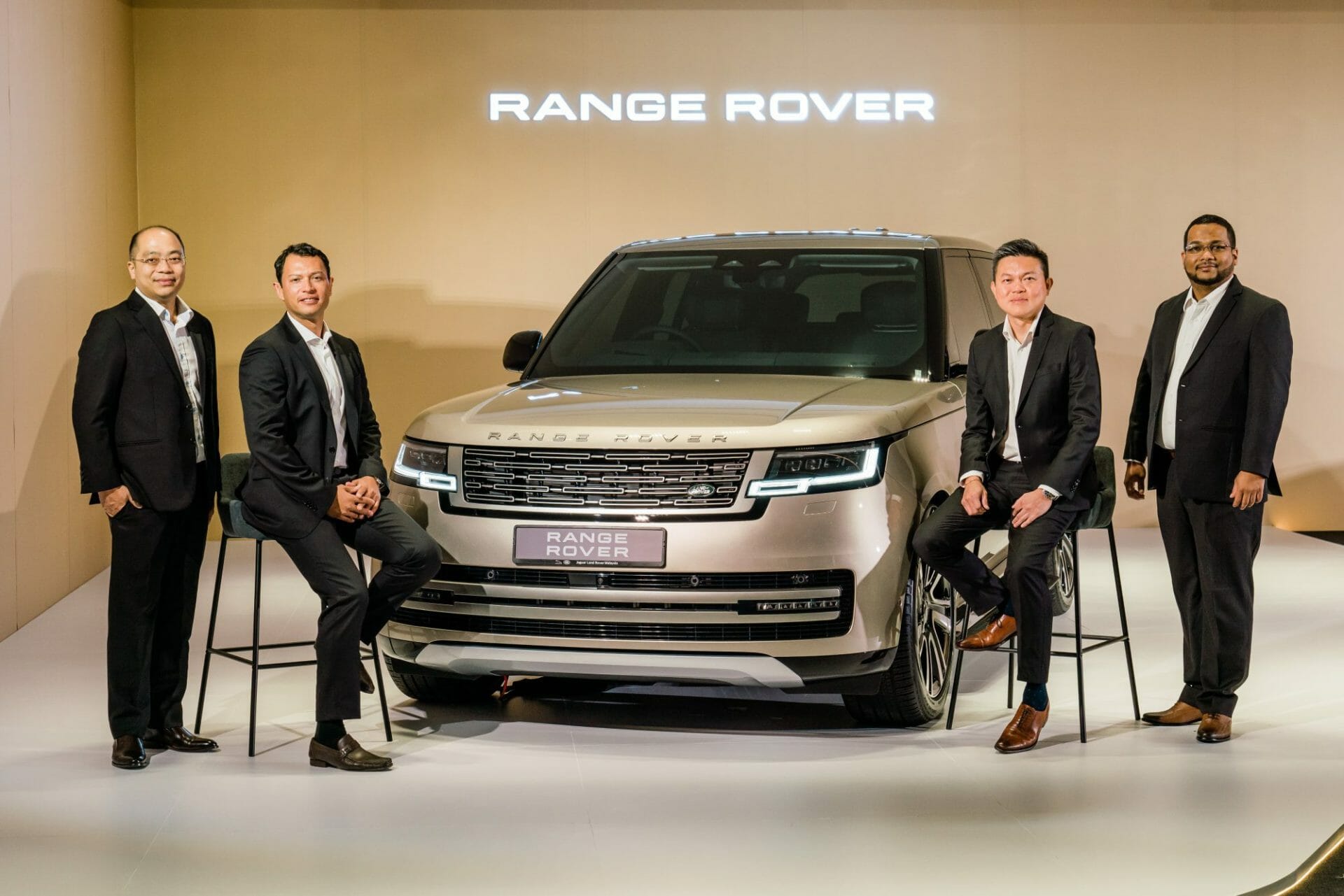 Land Rover Introduces Modern Luxury with All-New Range Rover L460 ...