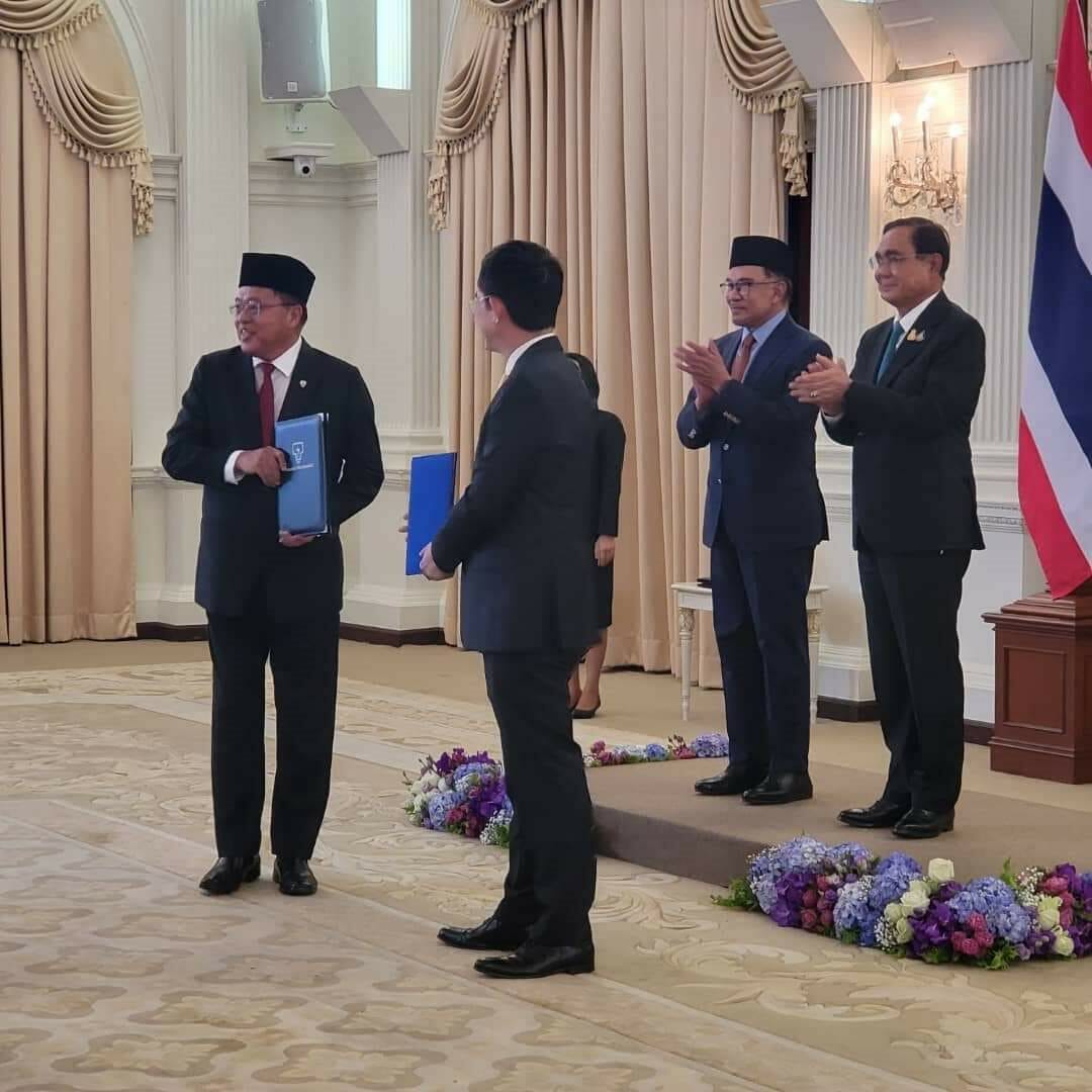 TNB Steps Up Regional ET Drive, Partners Thailand’s Major Energy ...