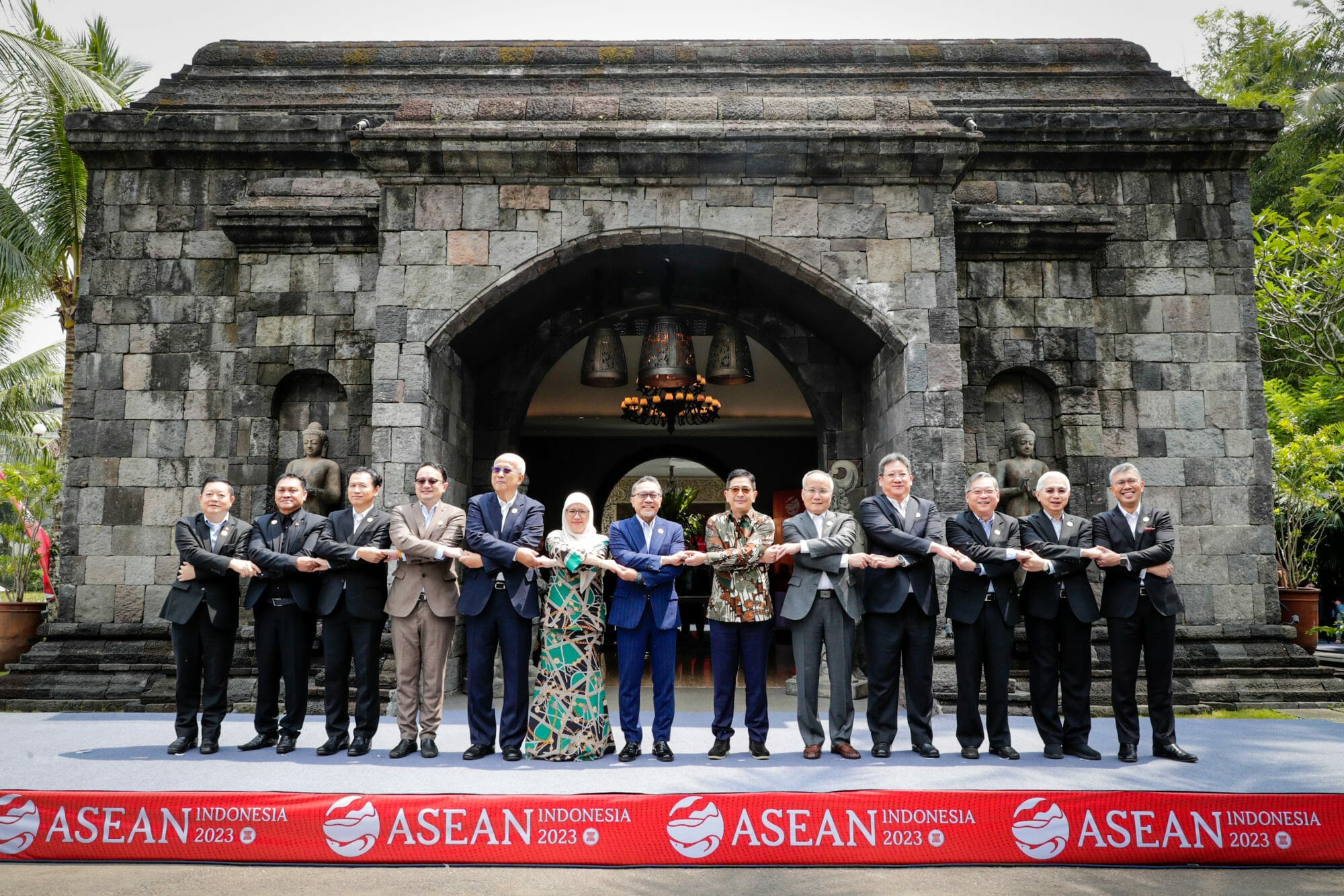 Twenty-Ninth Asean Economic Ministers’ Retreat Takes Charge To Create ...