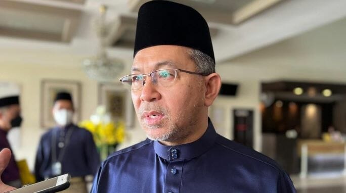 Ex-Perlis MB Charged With 5 Counts Of Money Laundering Of RM1.06 Million