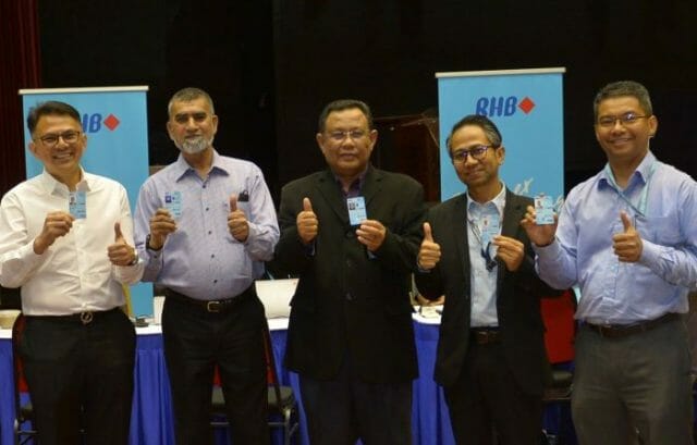 RHB Activates 60,000 Student Cards In UITM