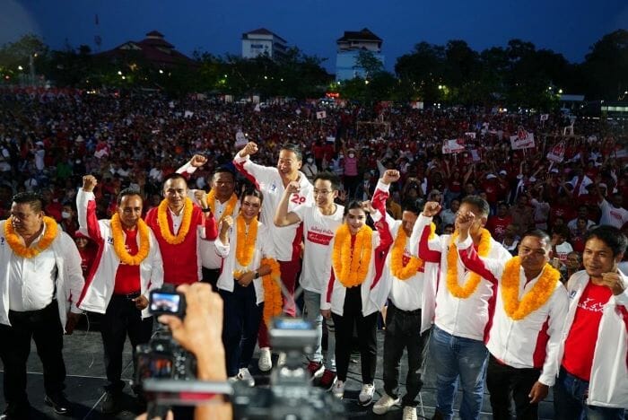 Thai's Cast Their Vote For Next Prime Minister, 500 Seats Contested