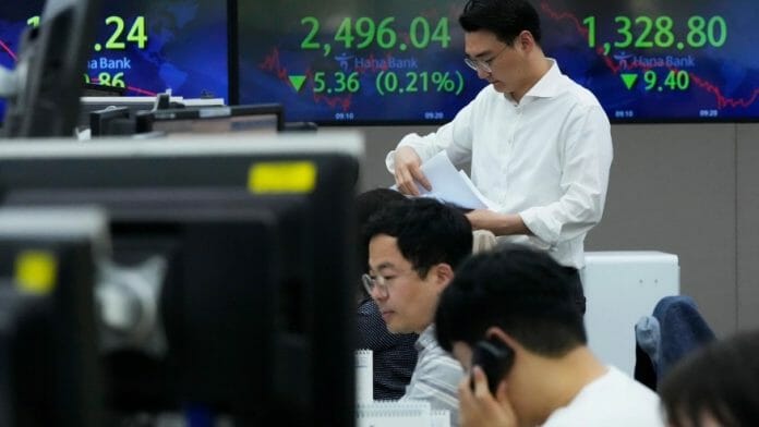 Asian Markets Fall Amid AI Valuation Fears And Trump’s Tariff Remarks ...