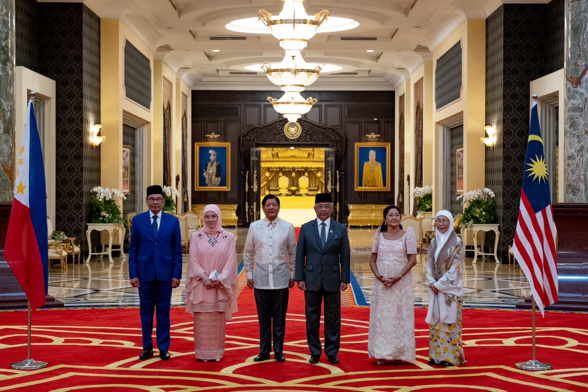 Philippine's Marcos Jr, Anwar Meet To Boost Bilateral Ties - BusinessToday