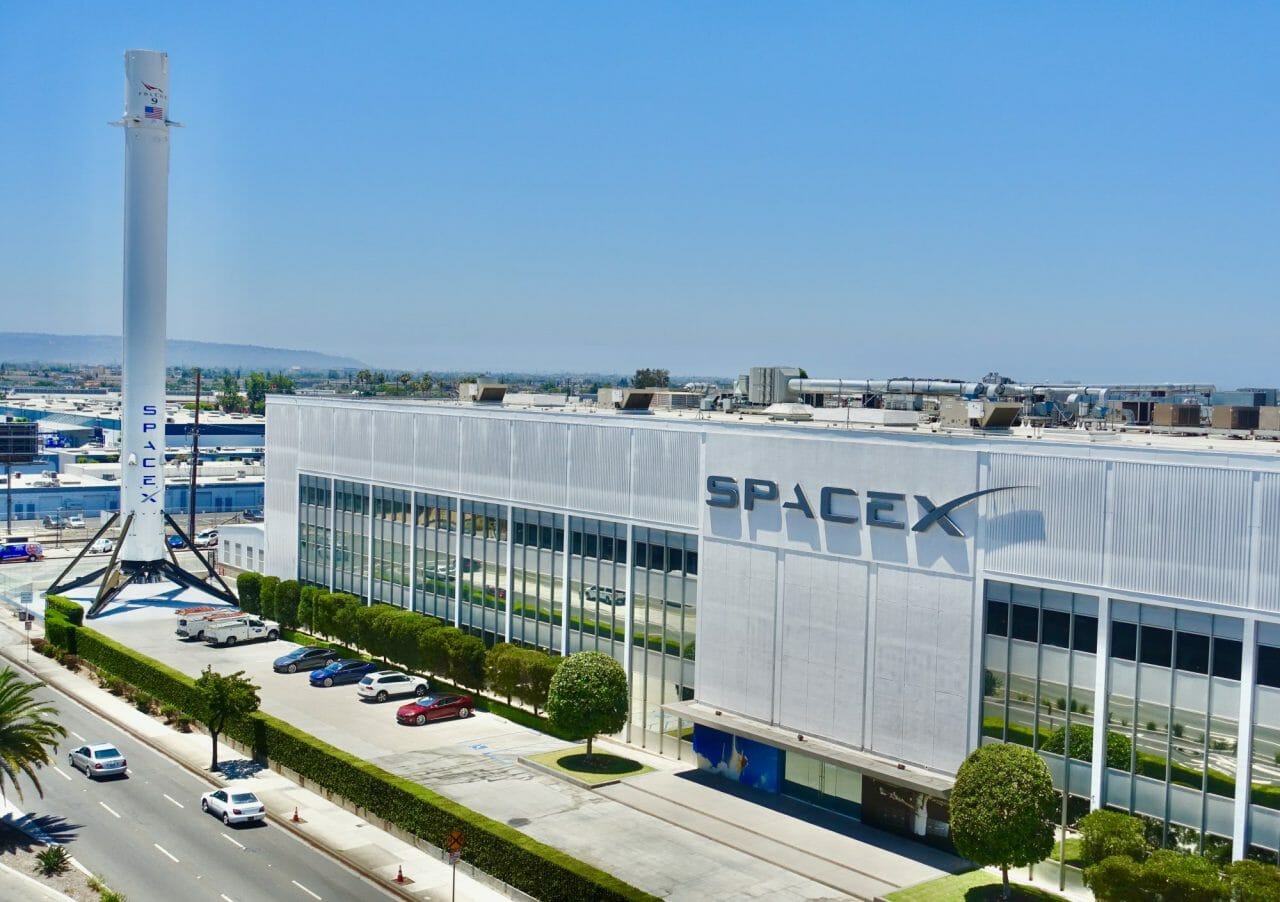 SpaceX Plans $15 Billion Investment In Vietnam Following Talks With ...