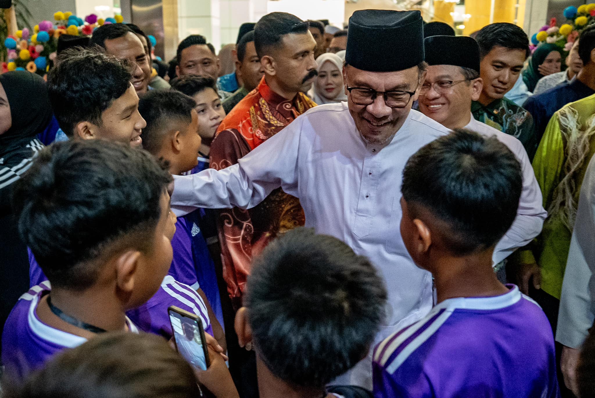 Anwar: RM1 Billion For Rural Communities To Start Economic Projects ...