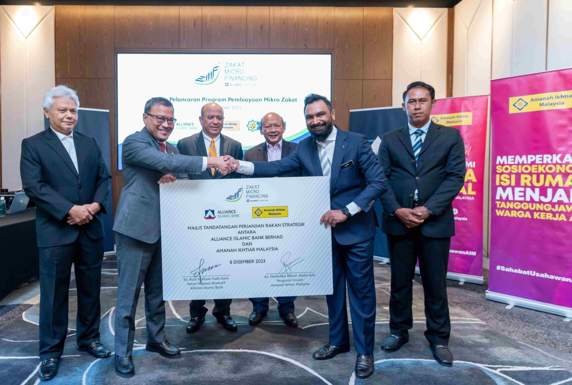 Alliance Islamic Bank Launches Malaysia's First Zakat Microfinancing ...