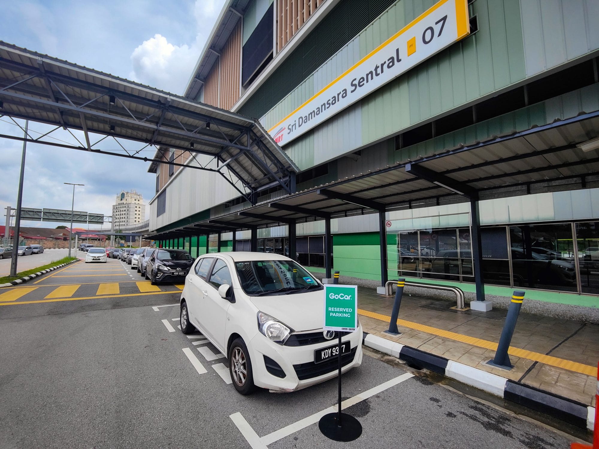GoCar Extends Car Sharing To 10 MRT Stations, Exclusive No-Cap December ...
