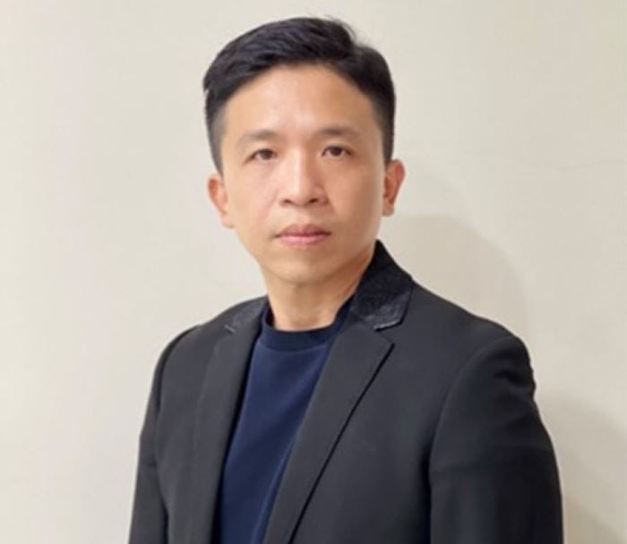 Another Green Packet Director Resigns, ED Leong Seng Wui