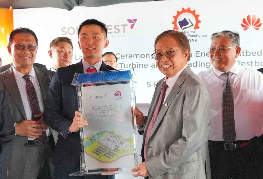 Solarvest Borneo Unveils Green Energy Testbed In Collaboration With ...