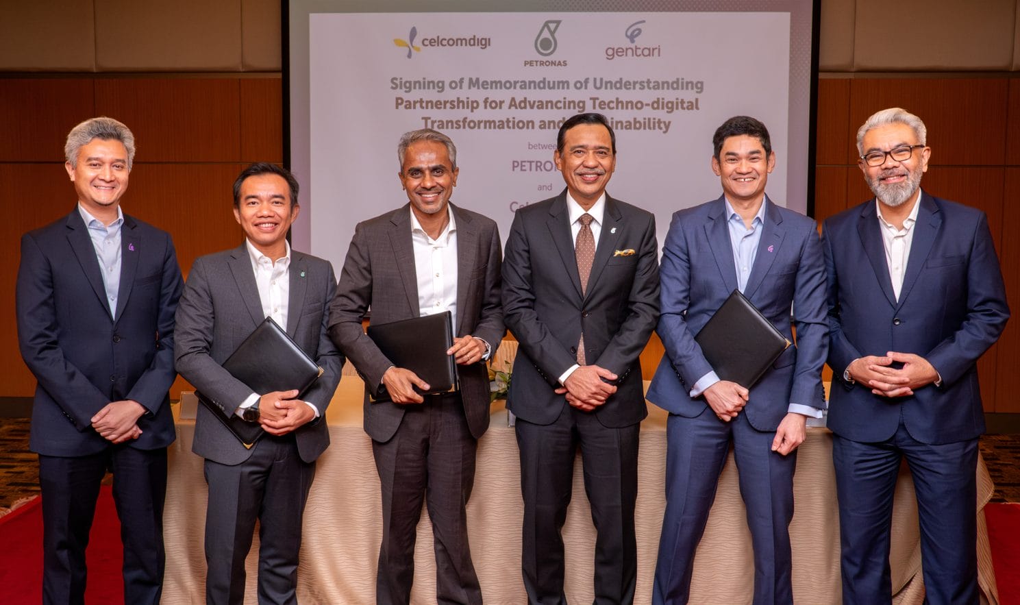 PETRONAS Joins CelcomDigi To Surge 5G Energy Sector Techno-Digital ...