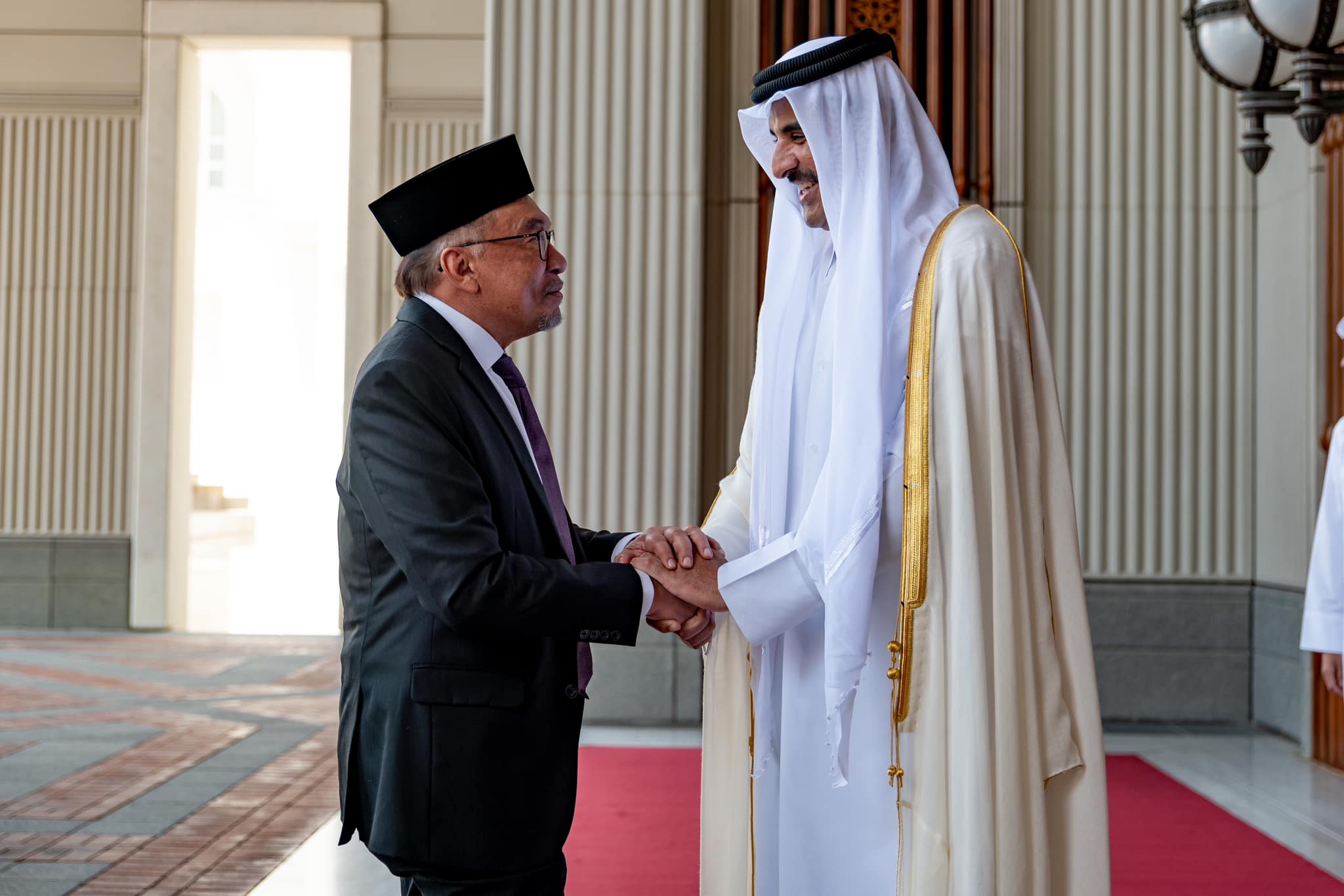 Malaysia Secures RM700 Million In Exports During Anwar’s Qatar Visit ...