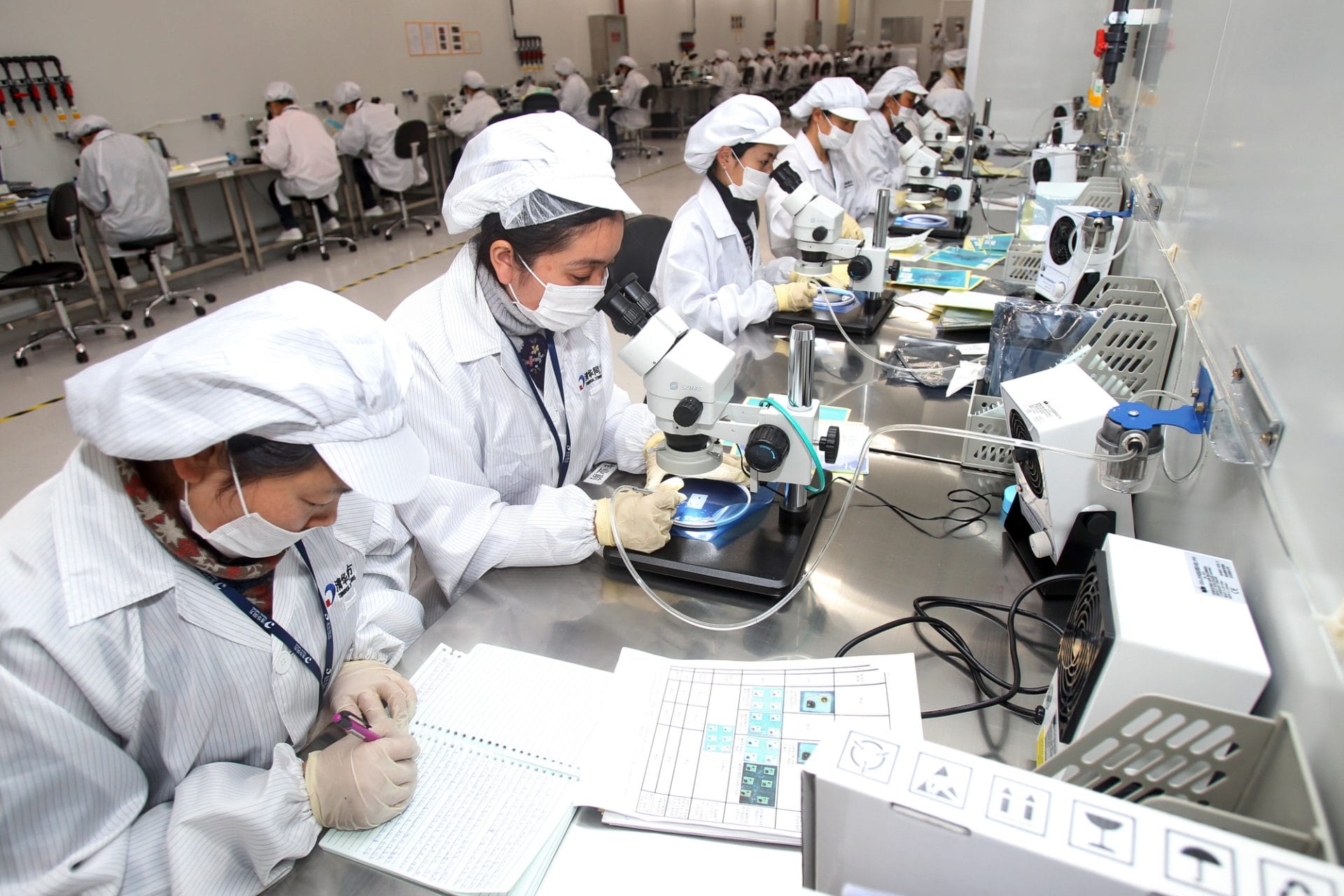 China's Service Trade Up 4.9% To 2.49 Trillion Yuan As Travel And Tech ...