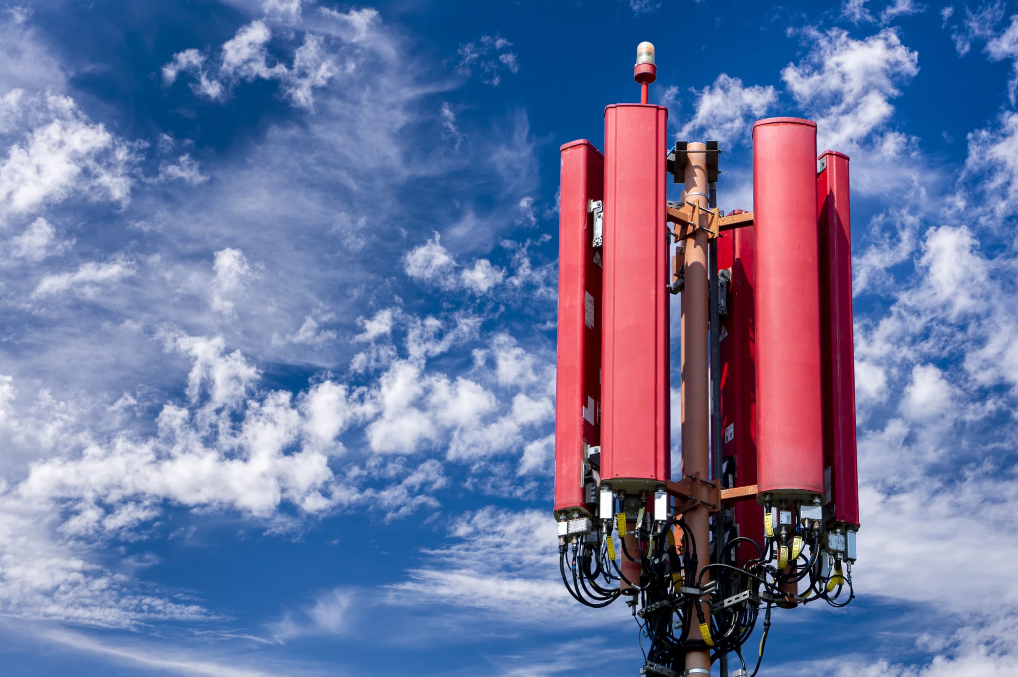 China Builds World's First Field Test Network For 6G