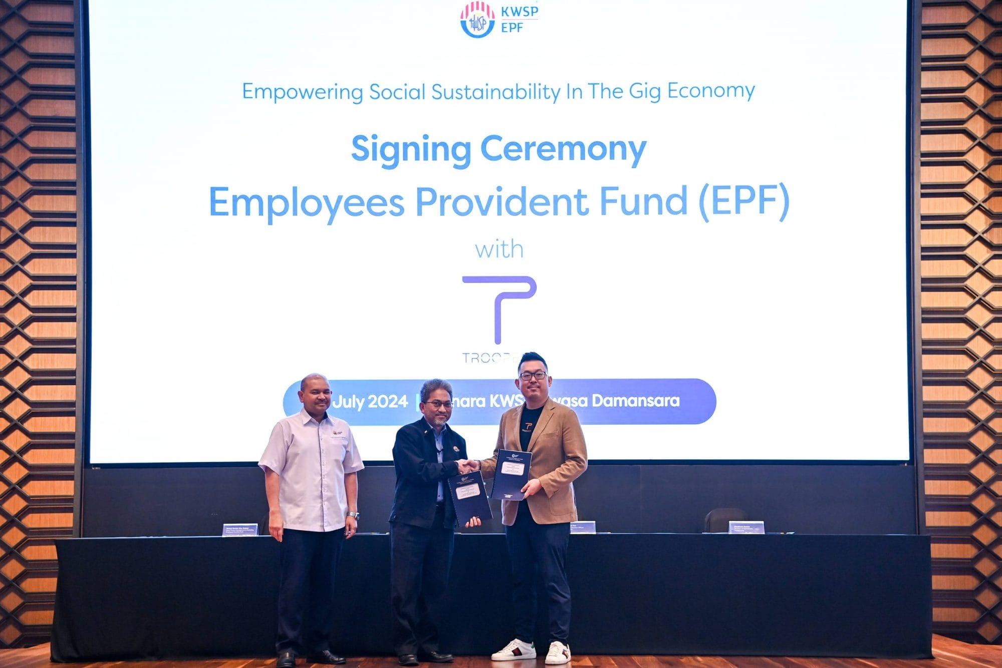 100 Gig Workers Make EPF Contributions, Paving The Way For The Future ...