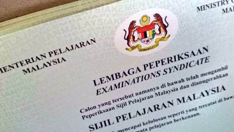 Weather Not A Hindrance As 400,000 Students Sit For The SPM Exam ...