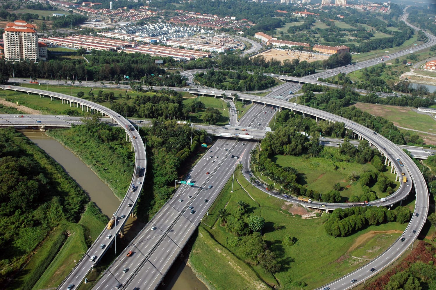 Intermittent Lane Closures And Traffic Diversions Announced For LRT3 ...