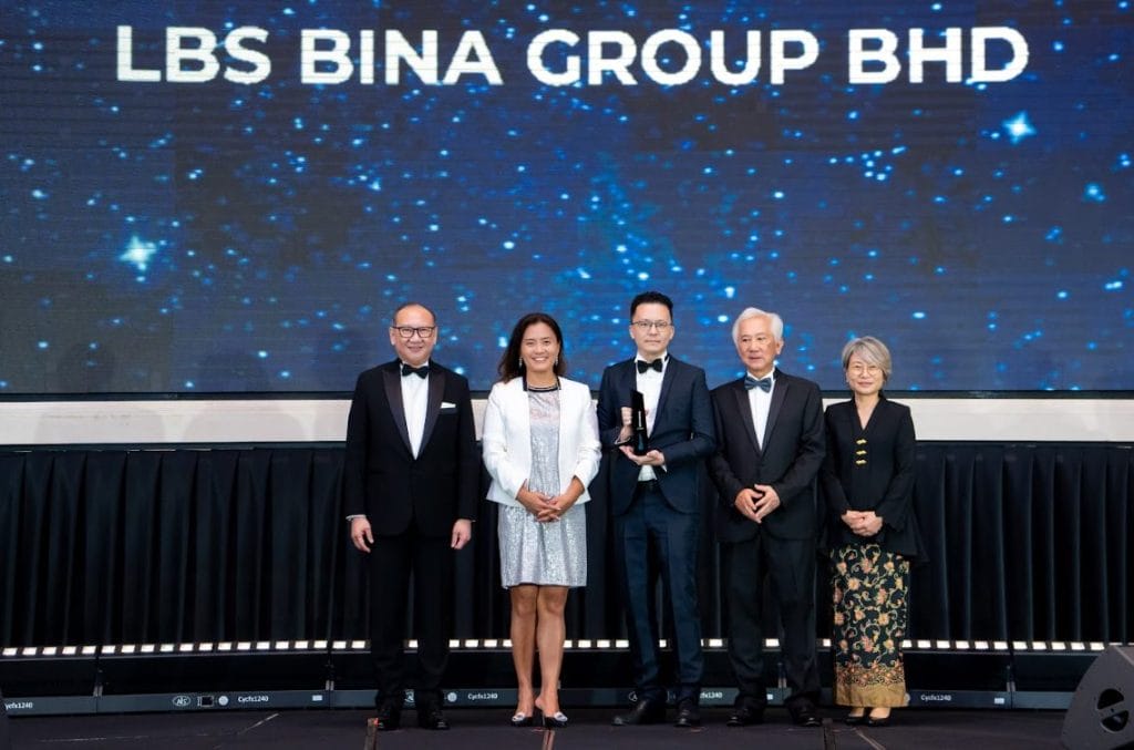 LBS Bina Group Berhad Wins Highest Growth In Profit After Tax Award - BusinessToday