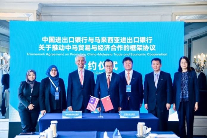 Facilitating For Smooth Trade Between Malaysia And China
