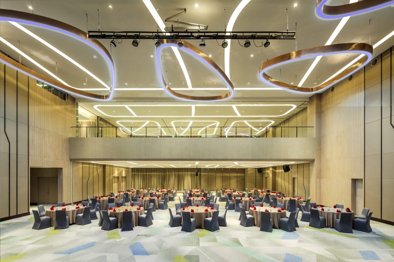 New Landmark In Bangsar: Holiday Inn KL Bangsar Opens Its Doors ...