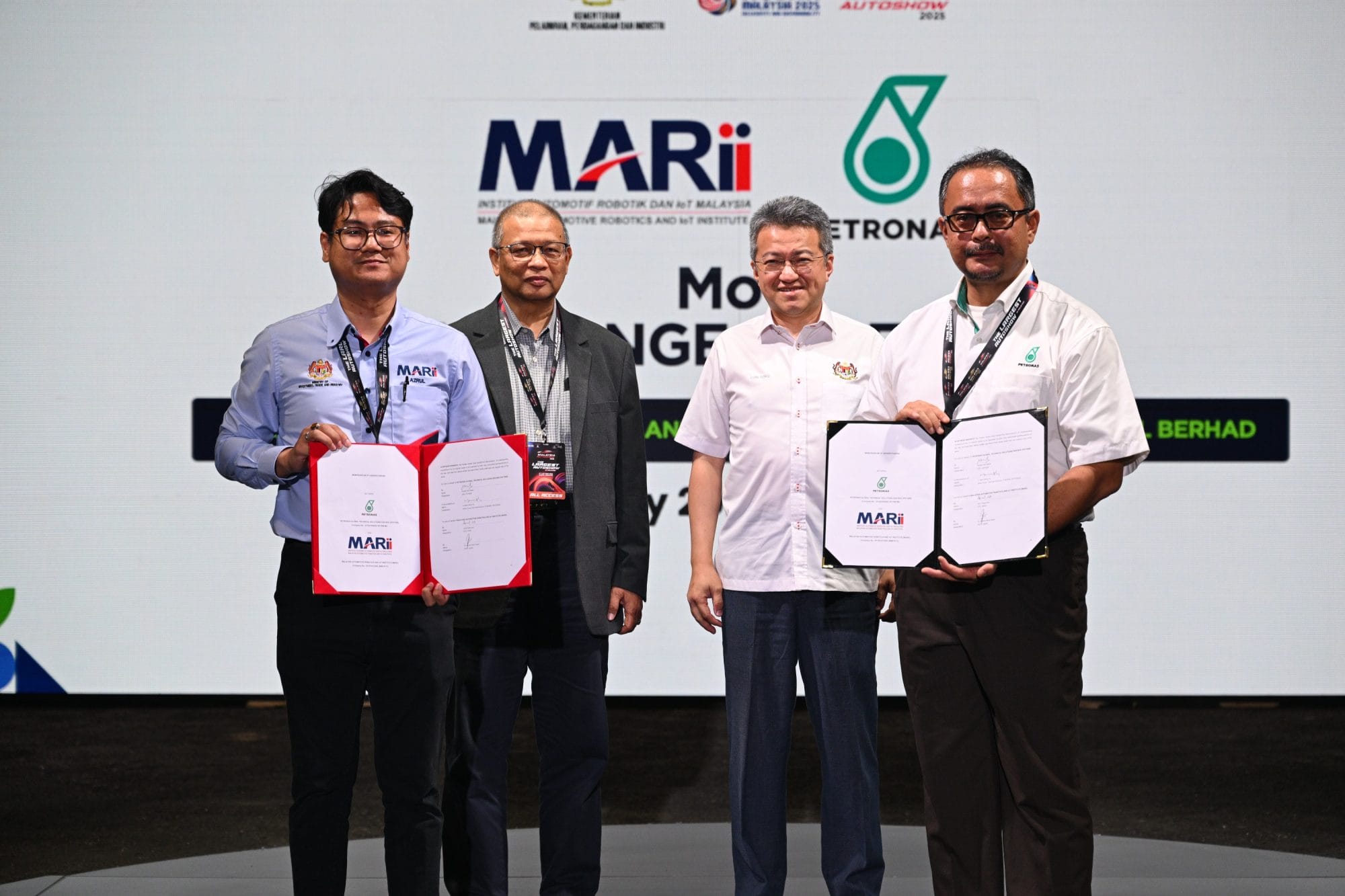 Revolutionising Automotive Care: MARii and PETRONAS Launch Predictive ...