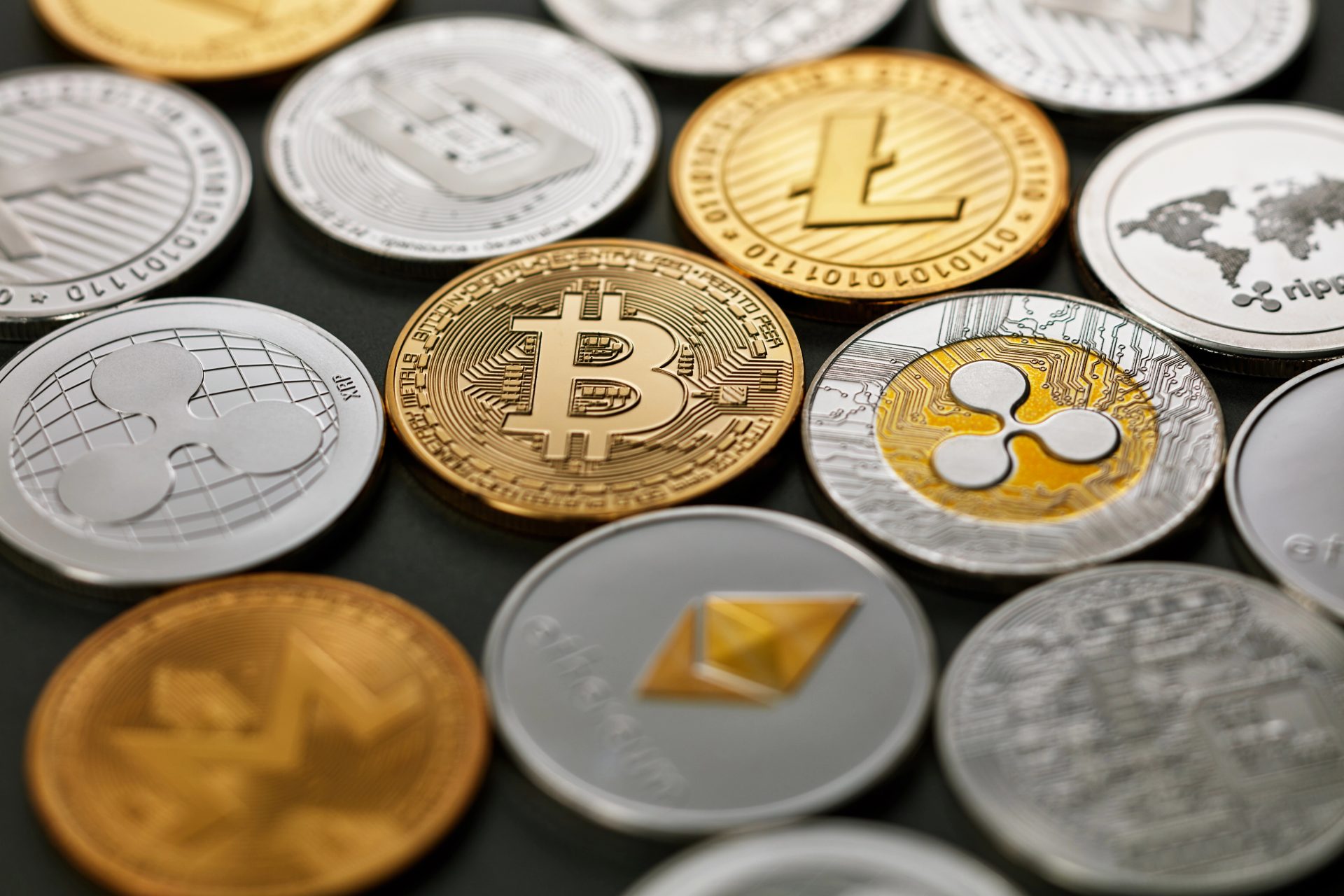 Bitcoin, Ethereum Trade Sideways In Choppy Week As Crypto Market ...