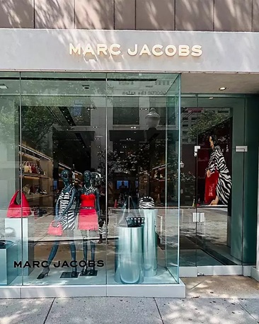 LVMH Weighs US$1 Billion Sale Of Marc Jacobs
