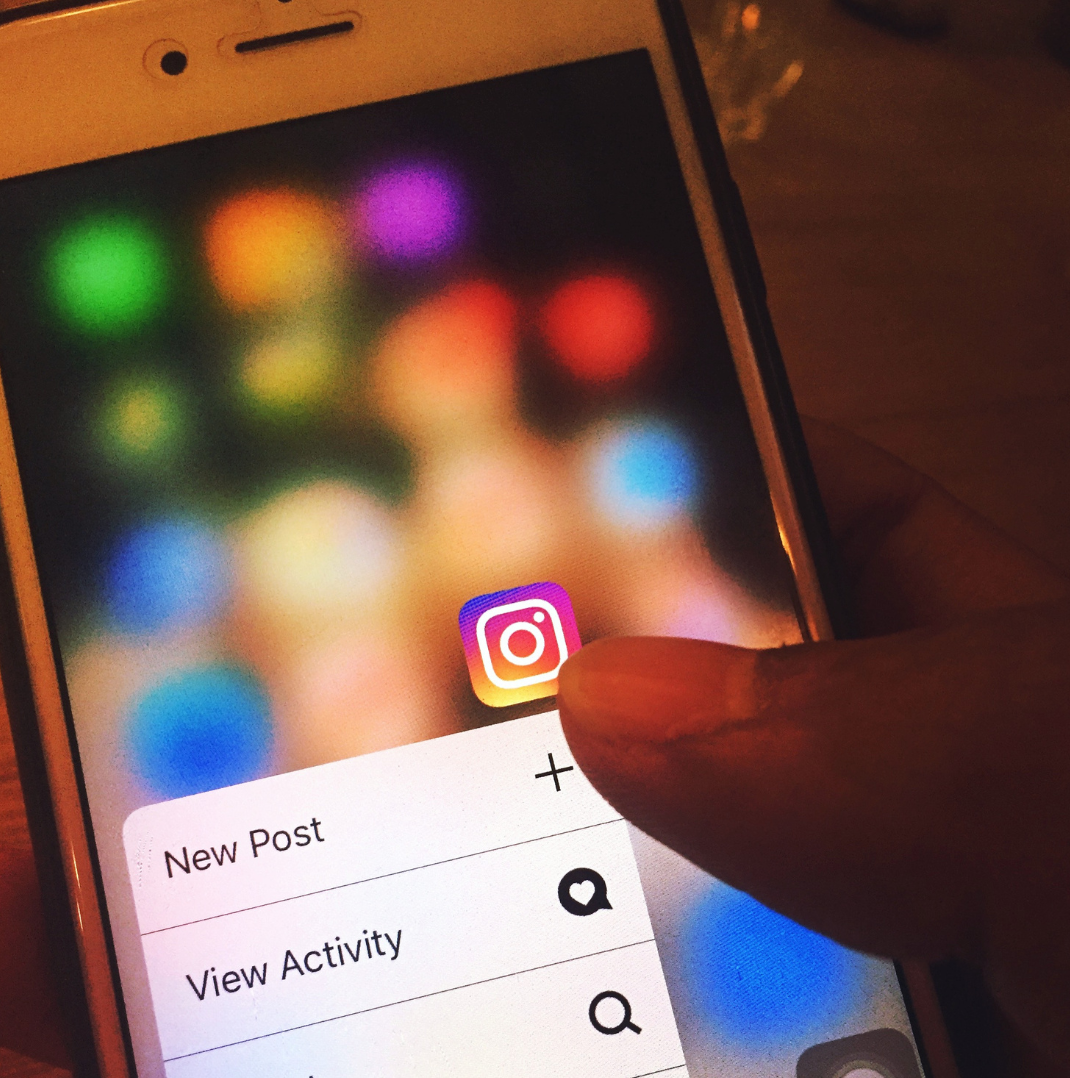 France Passes Bill Banning Social Media For Under-15s