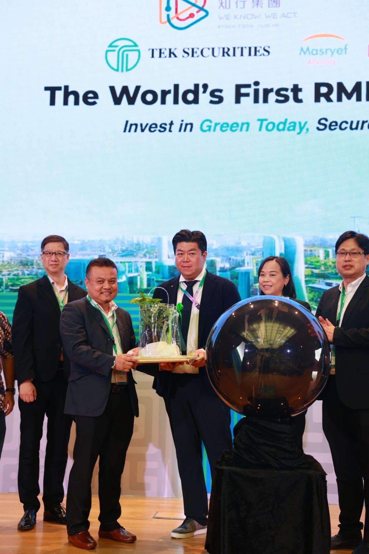 Malaysia Launches World’s First RMB 200 Million Climate Sukuk To ...