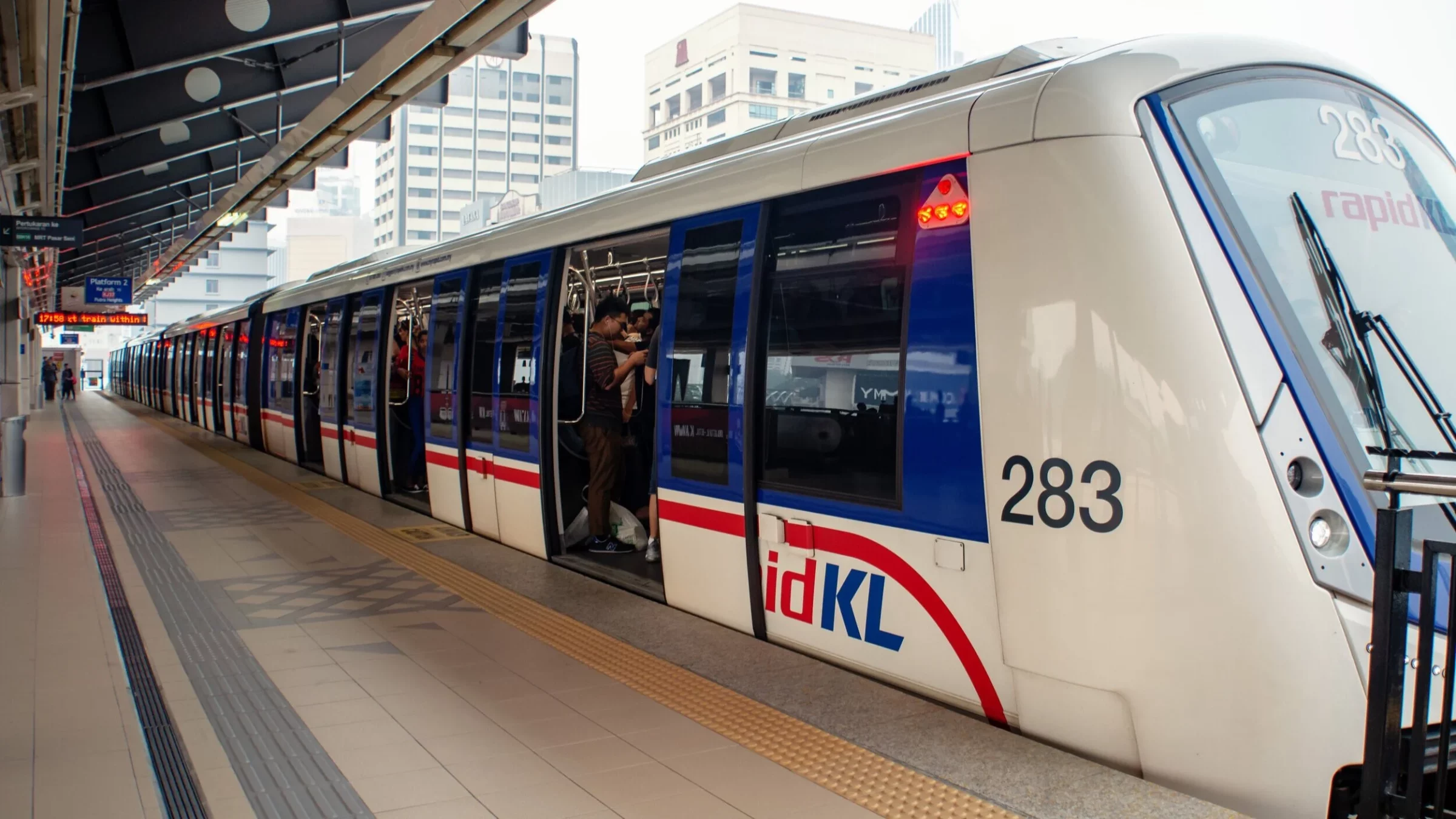 Rapid KL Extends Late-Night Services Until 2.30am At Selected Routes