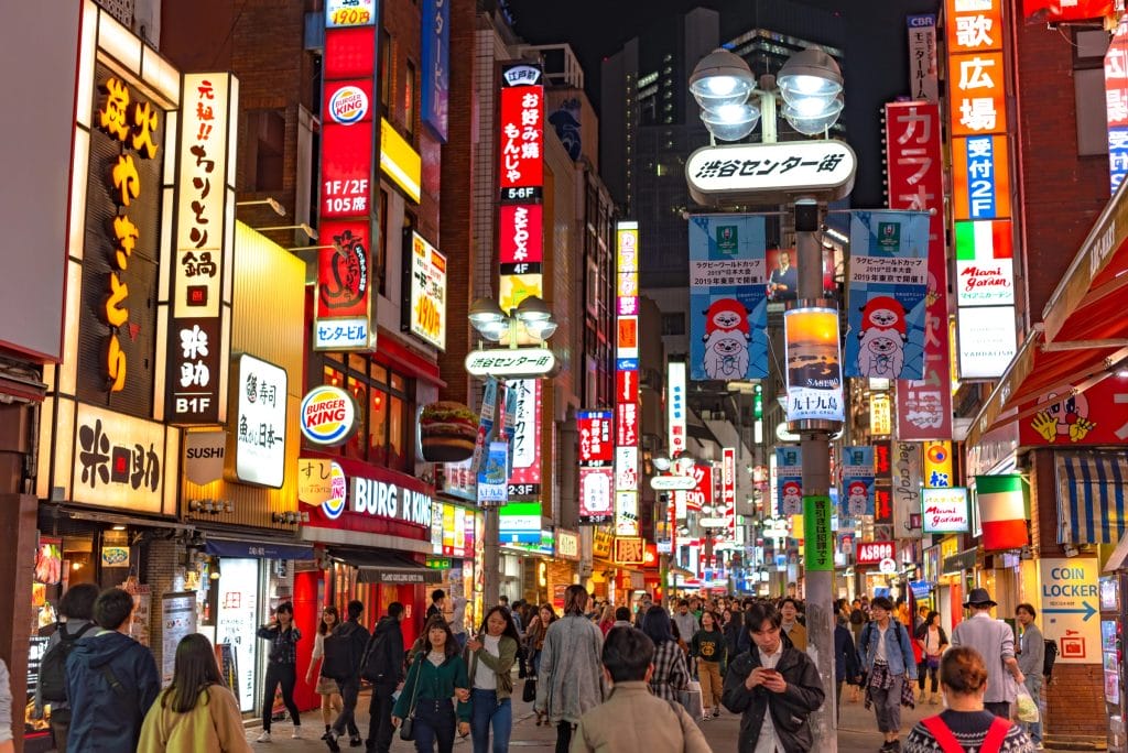 Japan Real Wages Rose 1.9% In April, While Household Spending Dropped